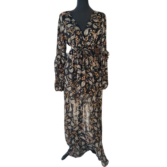 Aakaa | Dresses | Aakaa Paisley Floral Maxi Dress Puff Sleeve Belted ...